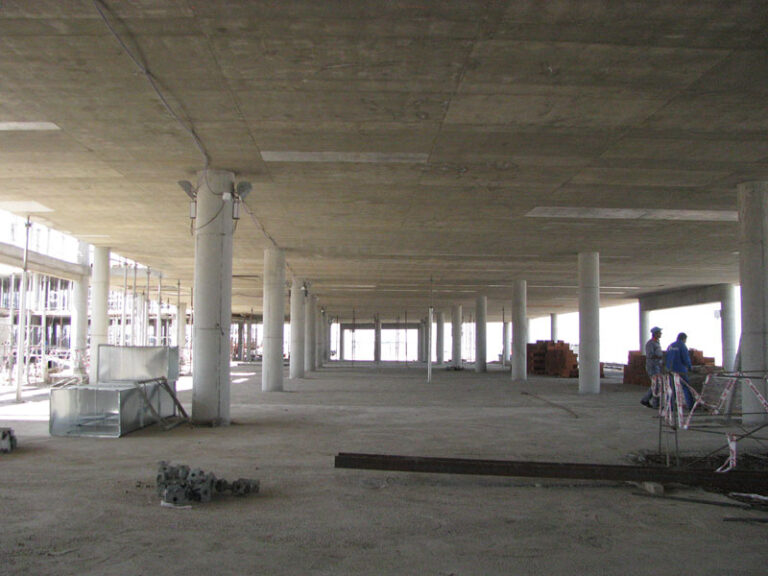 Especialización en entrepisos sin vigas aplicado a un edificio – EDUCYPE